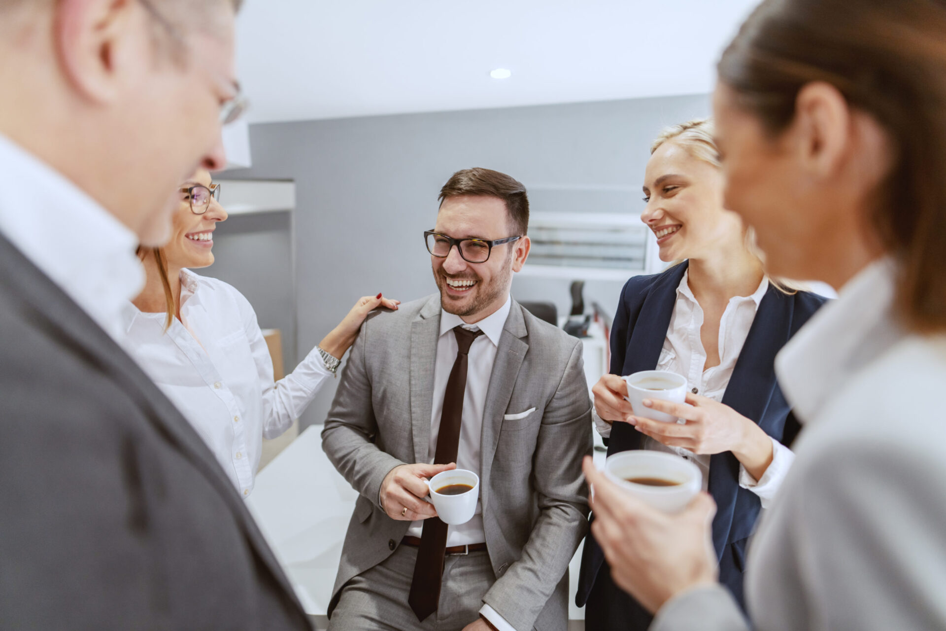 Café no ambiente de trabalho aumenta a produtividade?